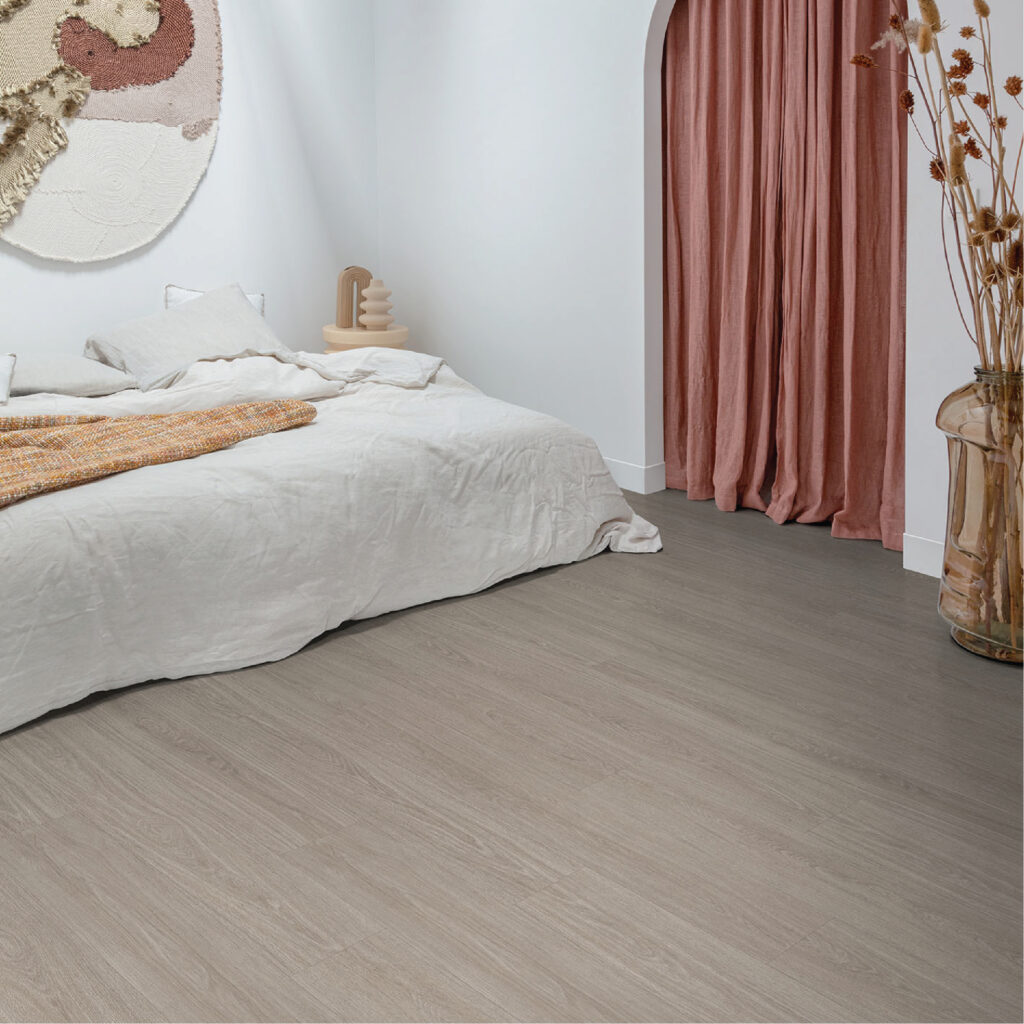 F059 - BUNNY (PLANKS) - A.Epiphaniou