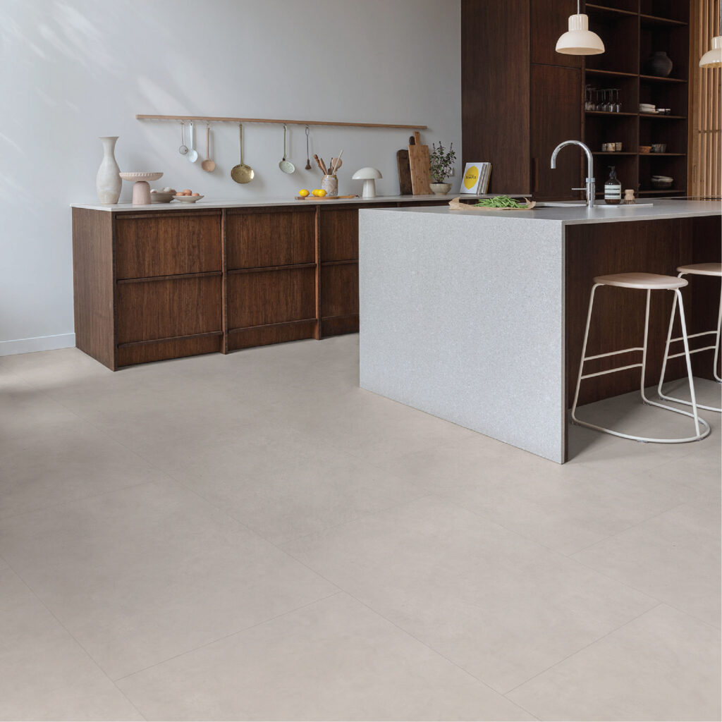 F030 - PEBBLE BEACH (BIG & SMALL TILES) - A.Epiphaniou